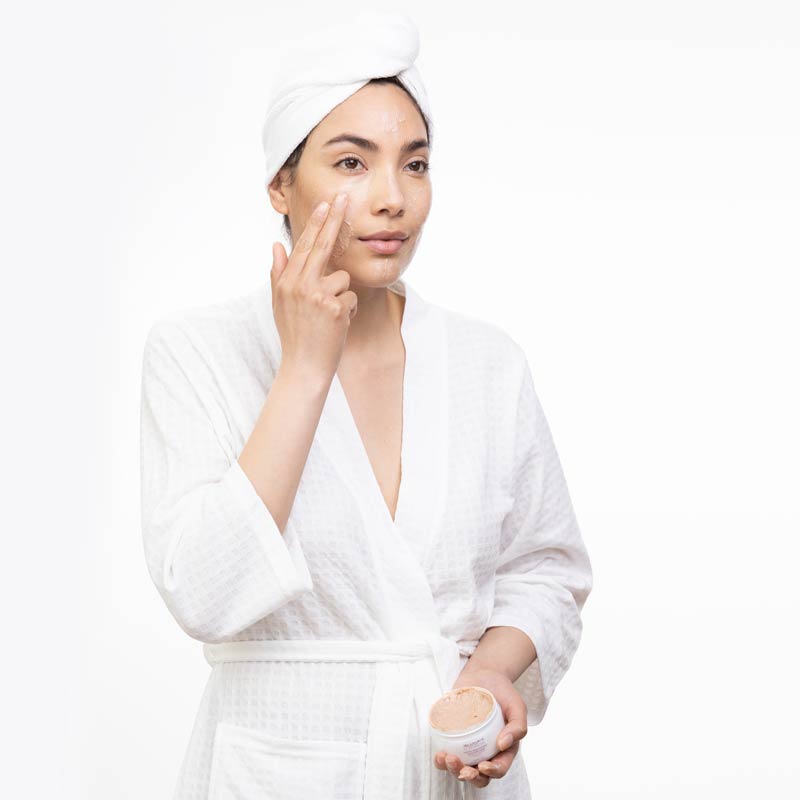 In What Order Should I Apply Skin Care Products? – Alchimie Forever